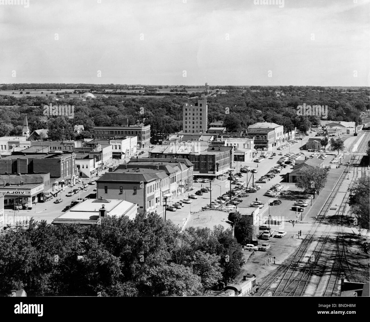 Landscape view buildings in Black and White Stock Photos & Images - Alamy