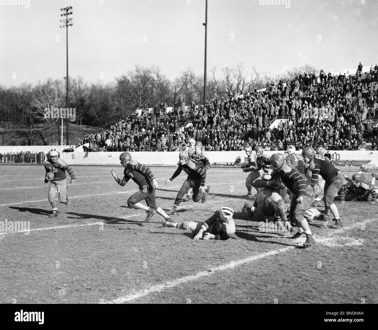 Football field american Black and White Stock Photos & Images - Alamy