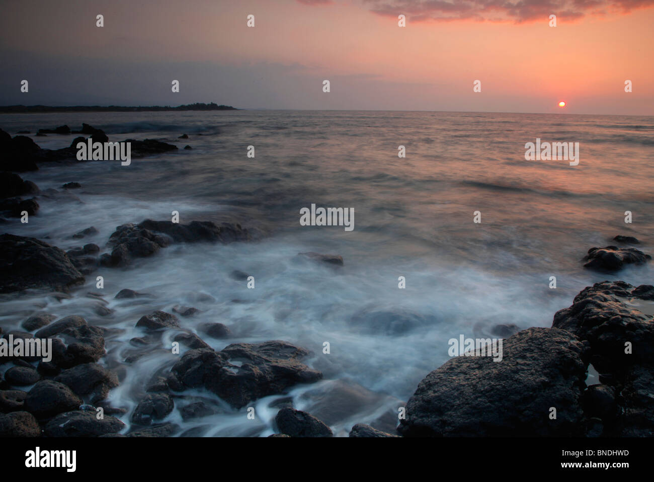 The Island of Hawaiʻi, also called the Big Island Sunset over ocean ...