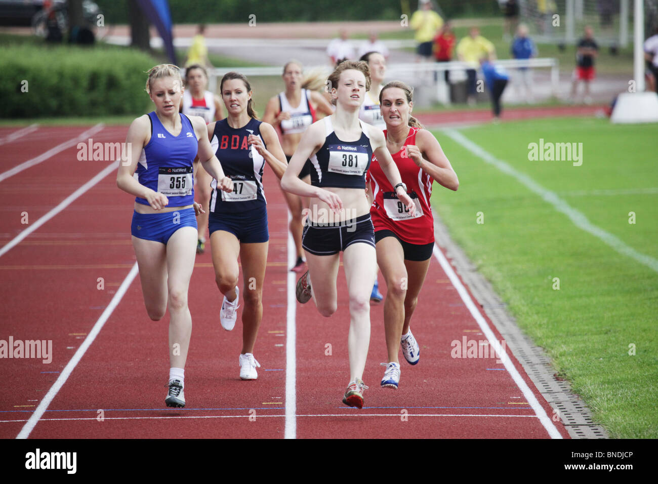 Emma Leask Shetland Islands photo finish win in the Women's 800m Relay ...