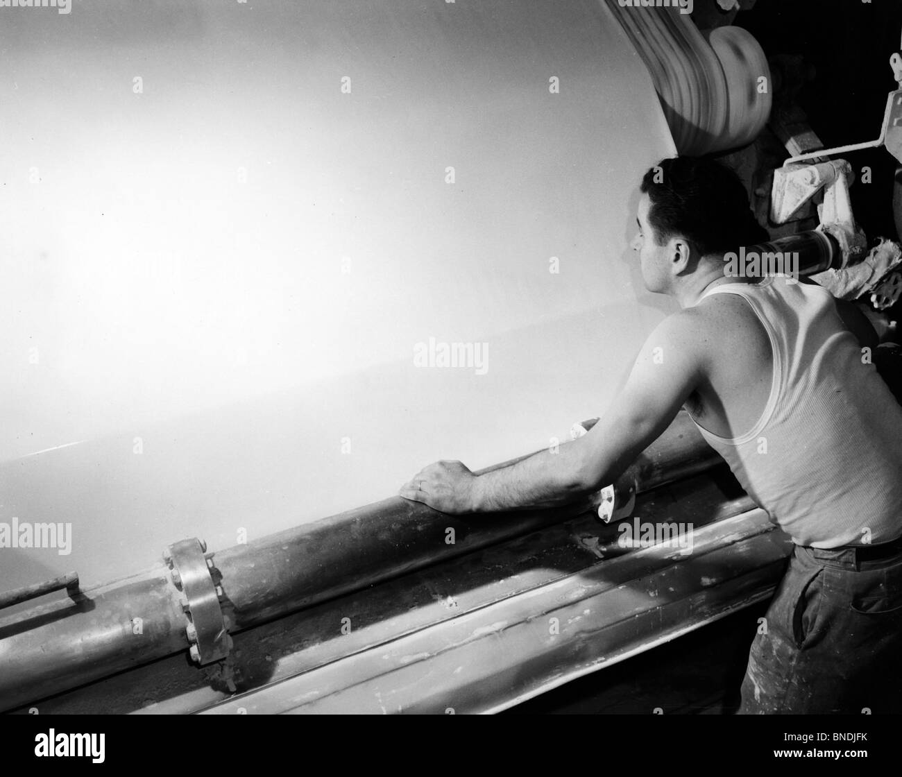 Machinery in paper mill hi-res stock photography and images - Alamy