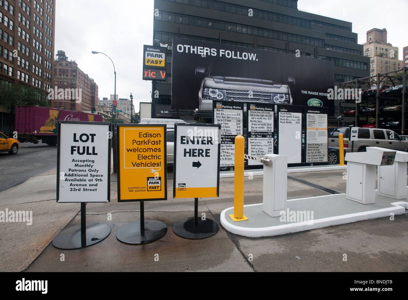 New electric signage hi-res stock photography and images - Alamy
