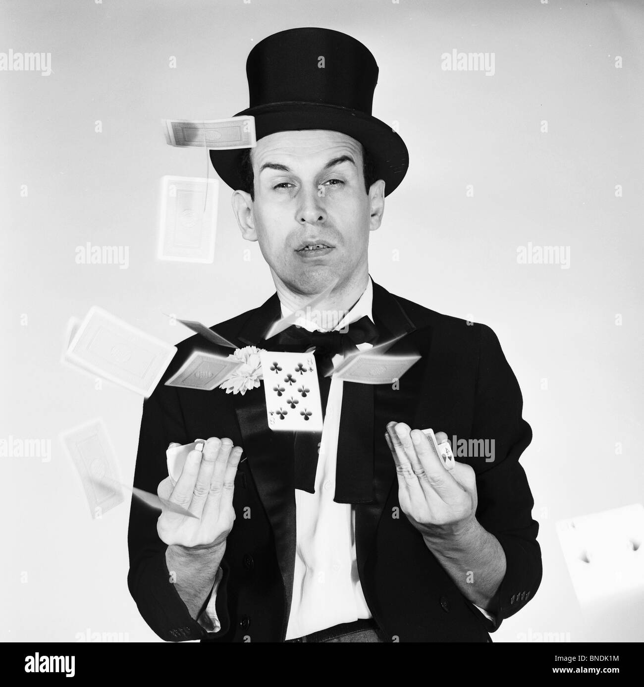 Card tricks hi-res stock photography and images - Alamy