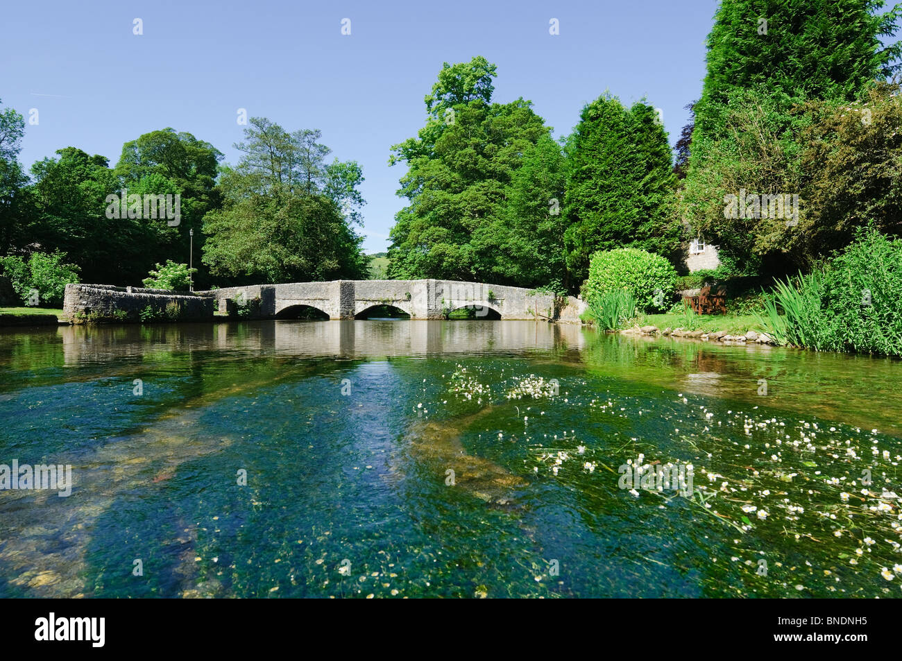 Medieval sheepwash bridge hi-res stock photography and images - Alamy