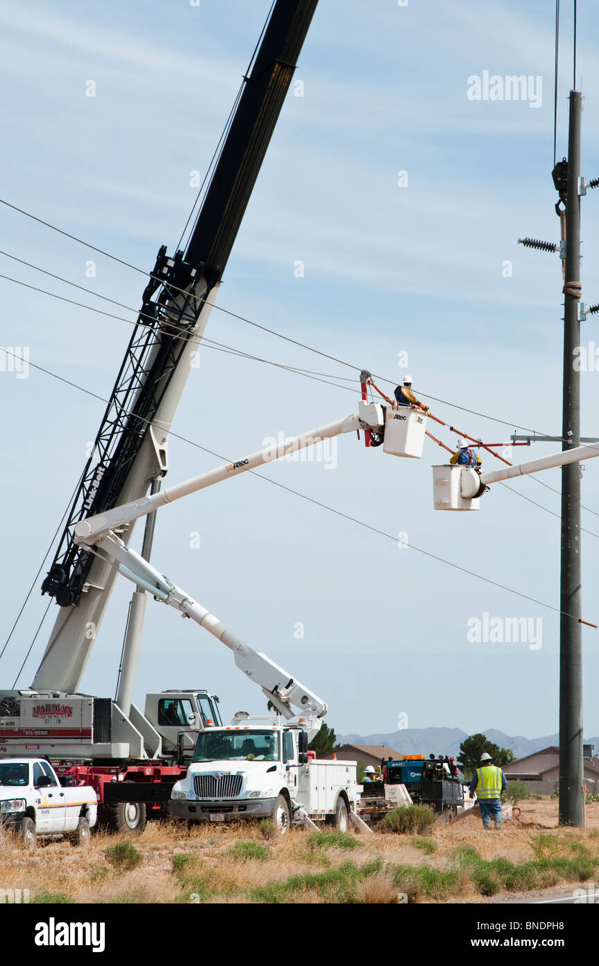 Transmission line hi-res stock photography and images - Alamy