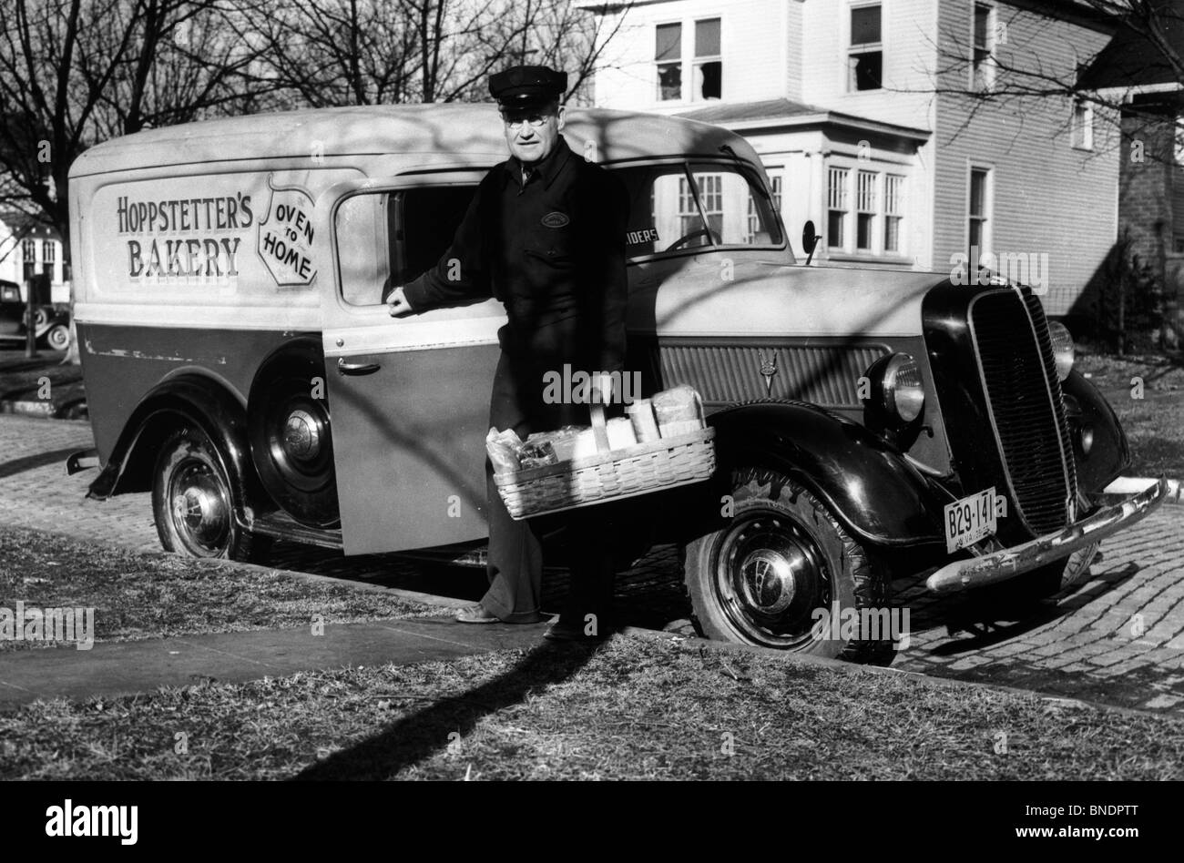 Vintage man truck hi-res stock photography and images - Alamy