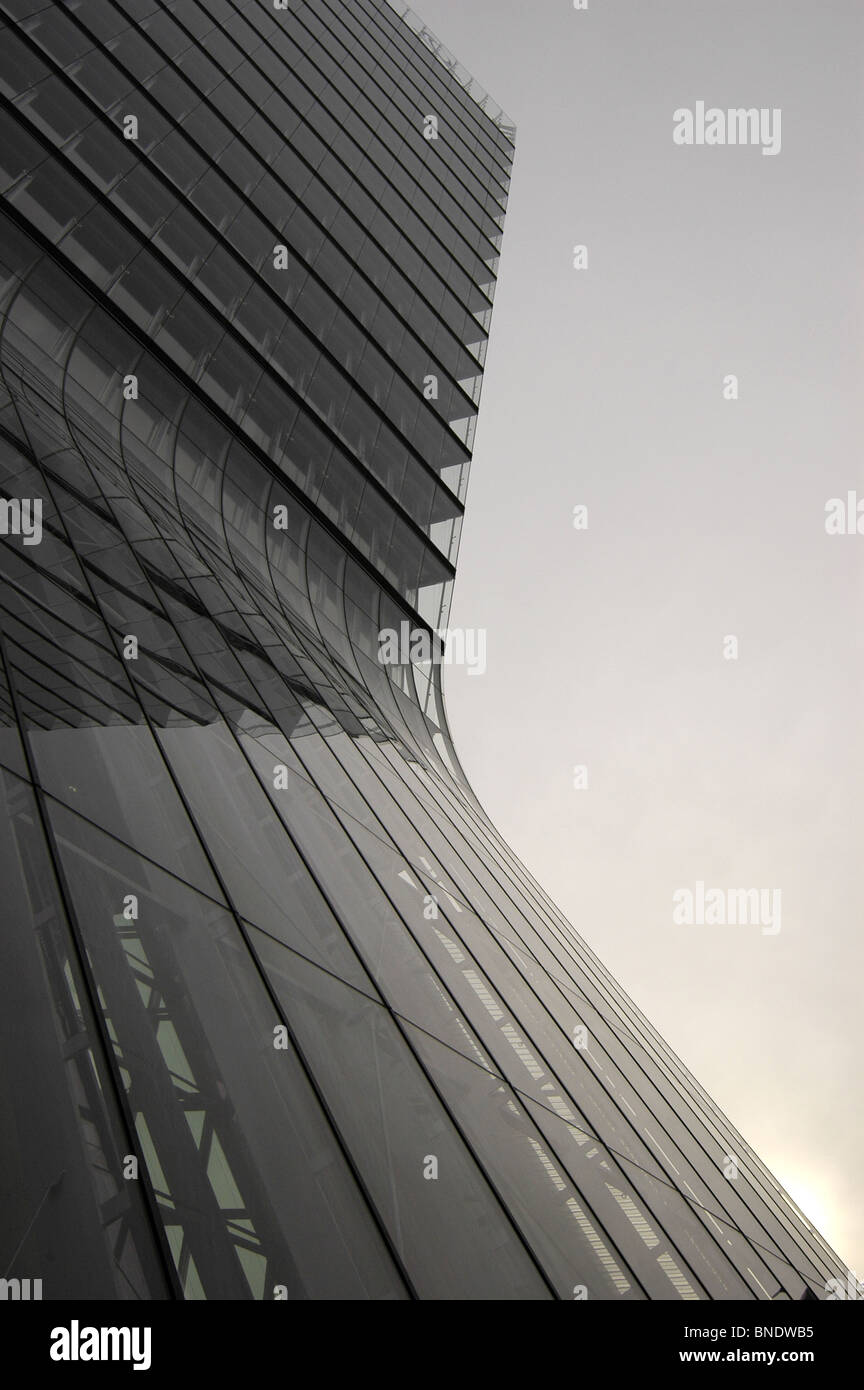 Modern office building in Vienna Stock Photo - Alamy