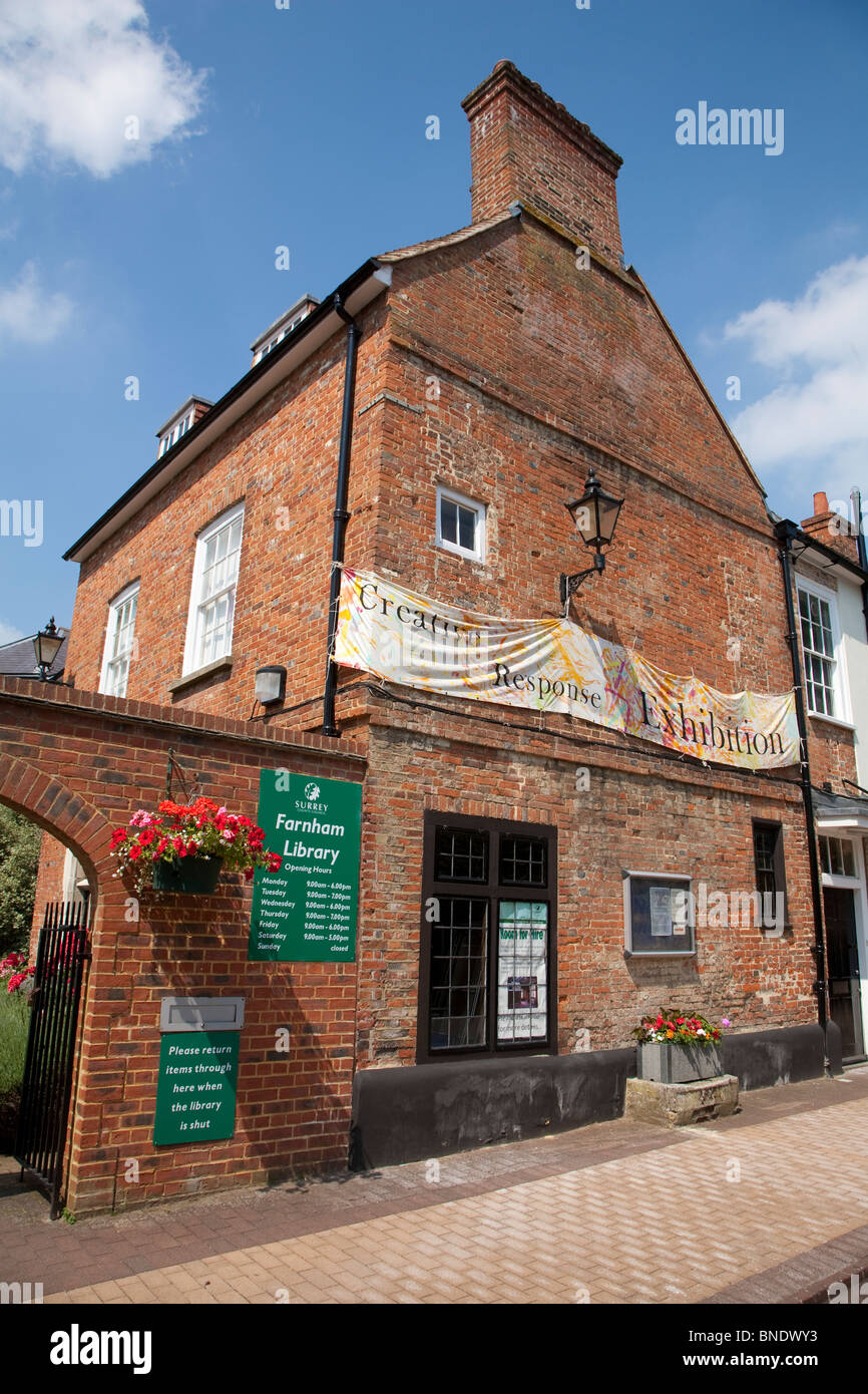 Farnham public library, Surrey Stock Photo - Alamy
