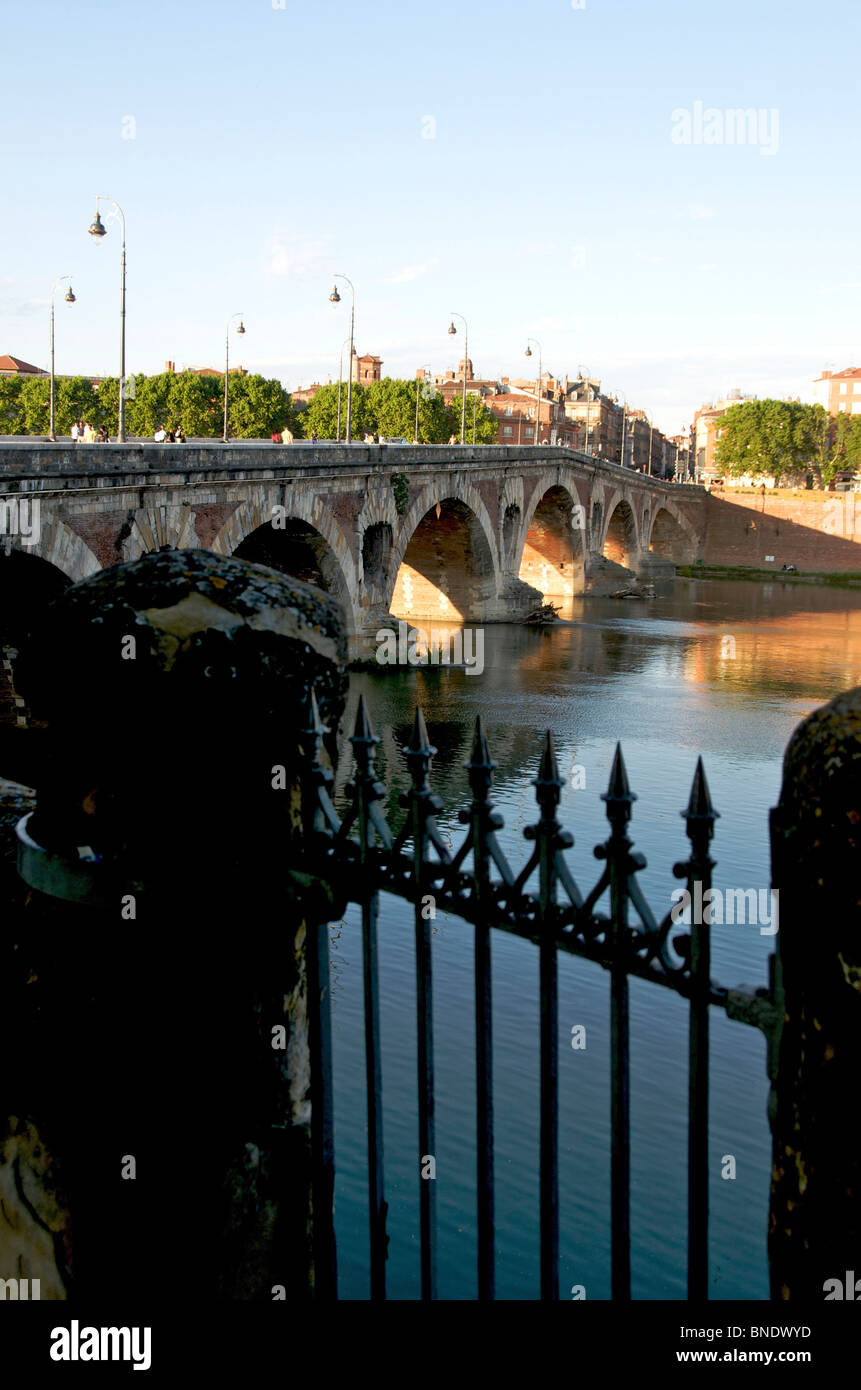 Pont neuf toulouse hi-res stock photography and images - Alamy