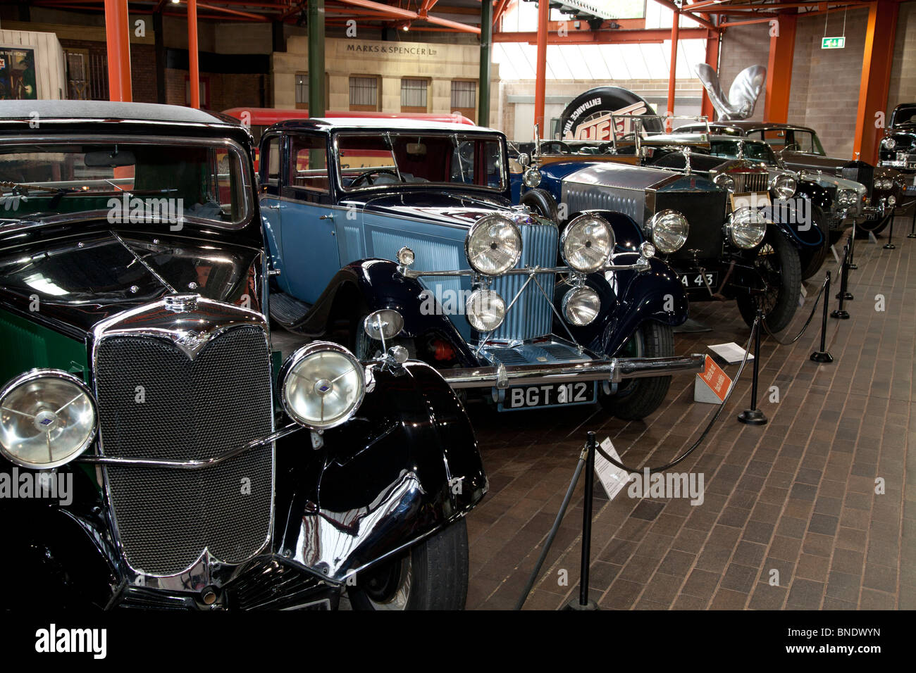 Motor vehicles 1920s hi-res stock photography and images - Alamy