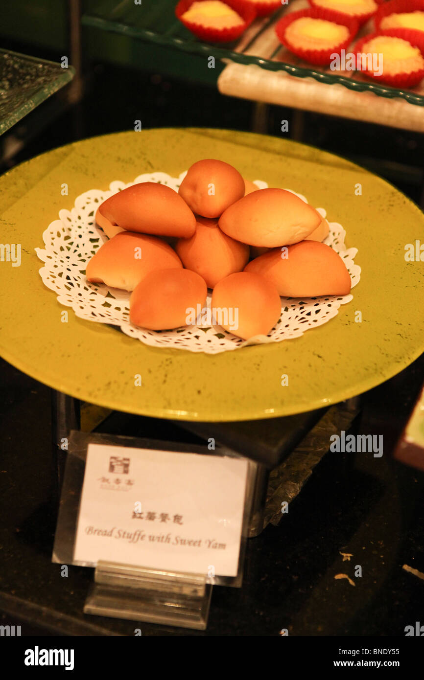 China beijing chinese restaurant buffet hi-res stock photography and ...