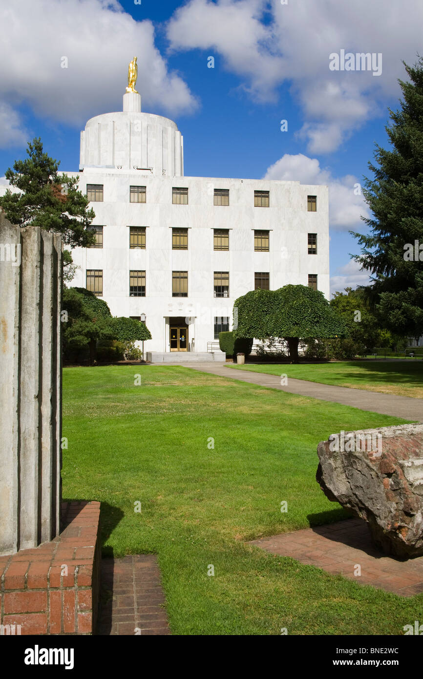 Oregon state capitol history hi-res stock photography and images - Alamy