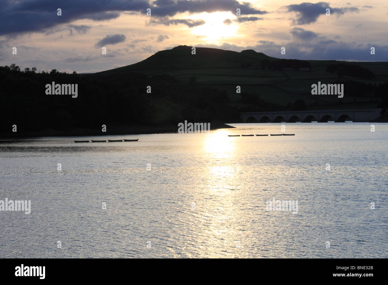 Ladybower water hi-res stock photography and images - Alamy