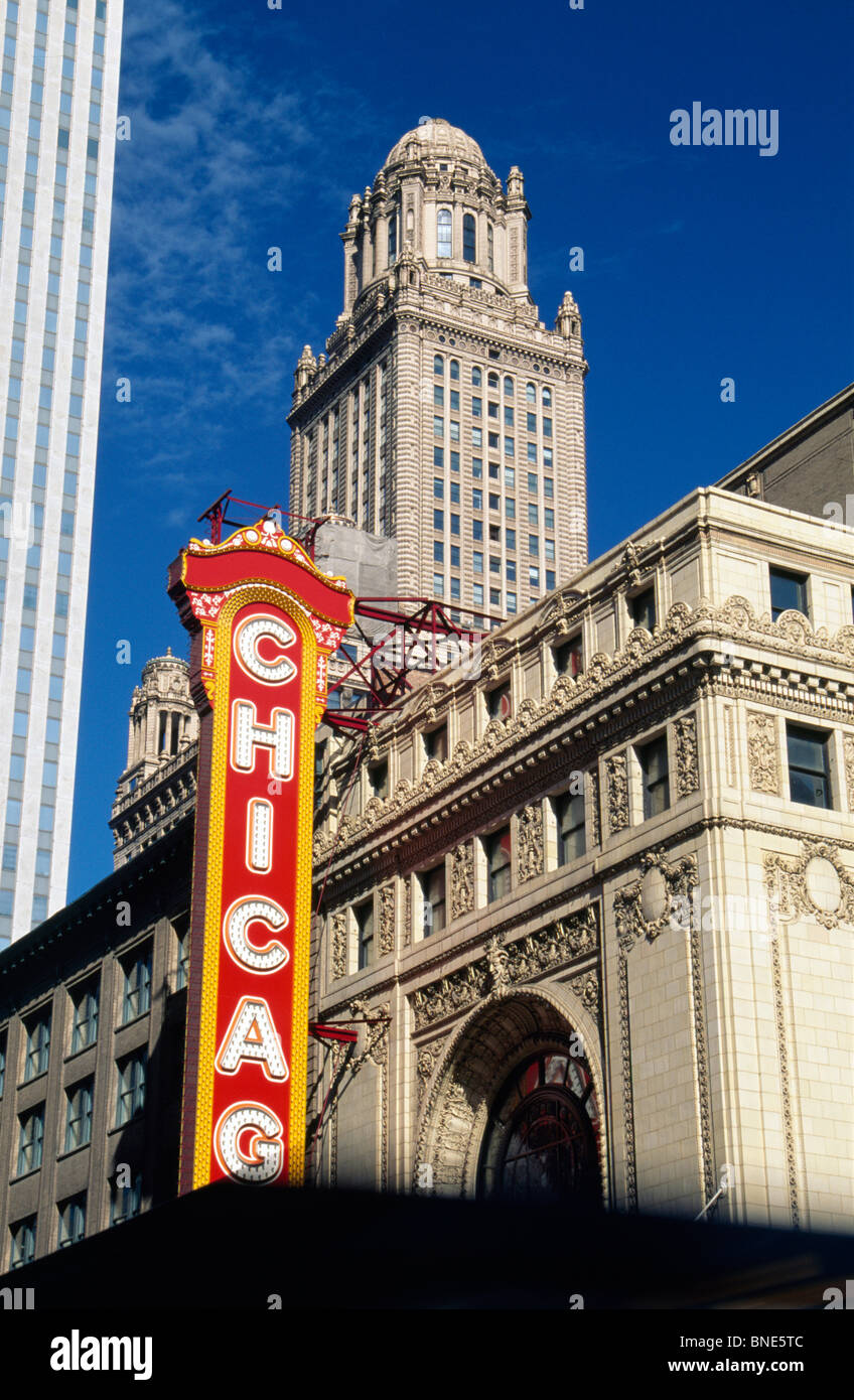 Chicago theatre entrance hi-res stock photography and images - Alamy