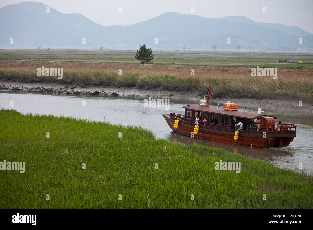 Suncheon Bay wetlands preserve in Jeollanam-do province, South Korea ...