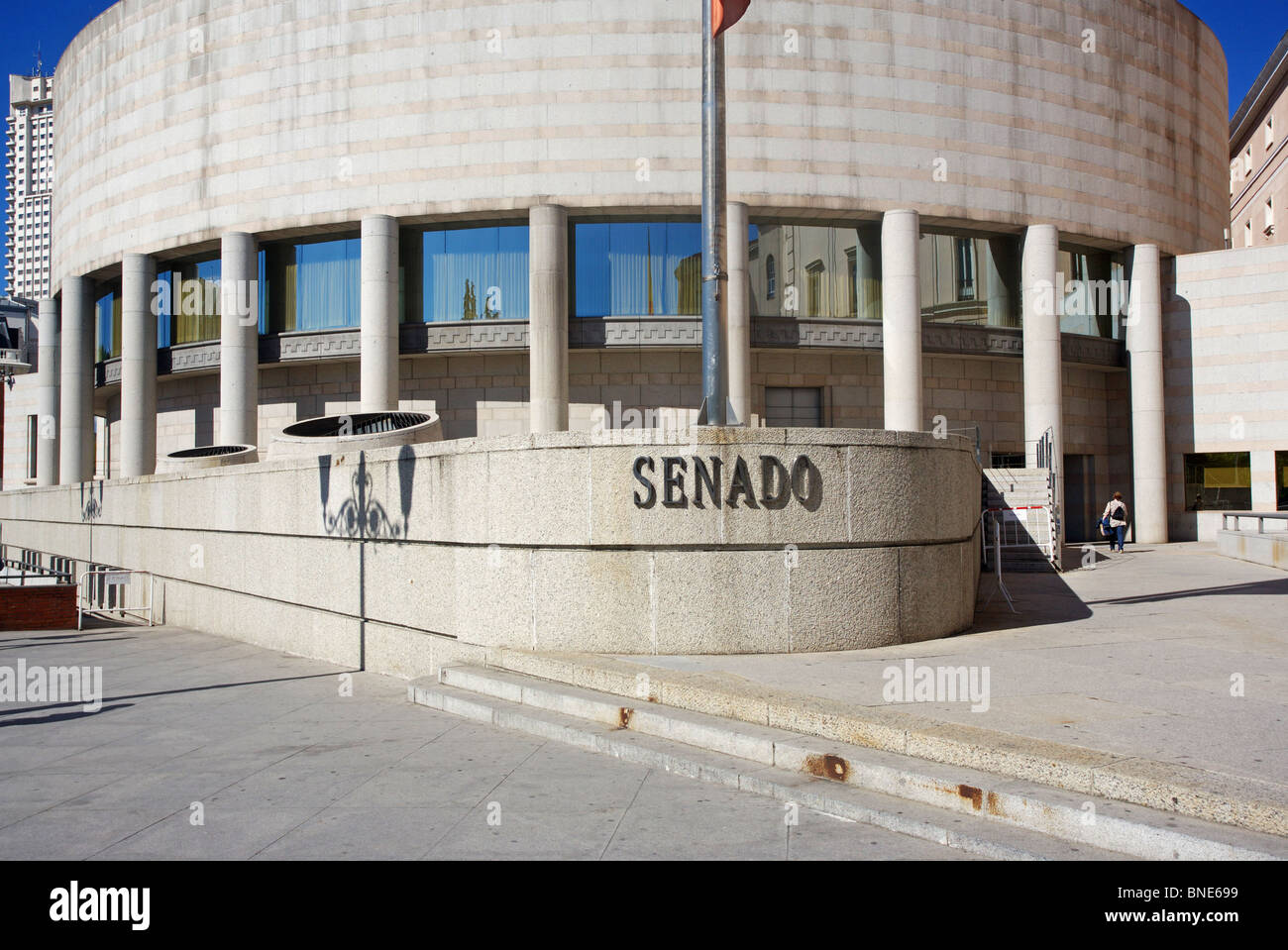 El edificio hi-res stock photography and images - Alamy