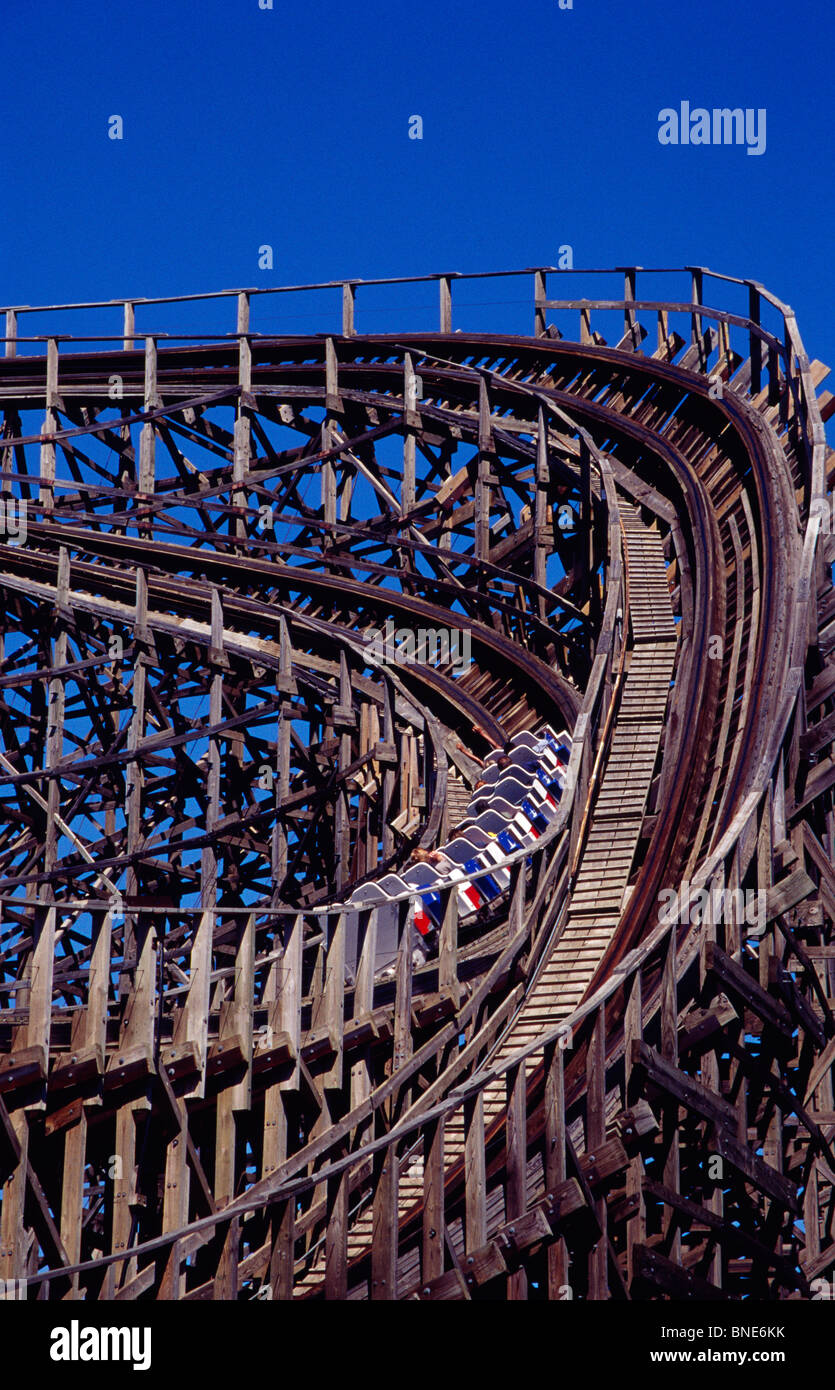 Six flags over texas amusement park hi-res stock photography and images ...