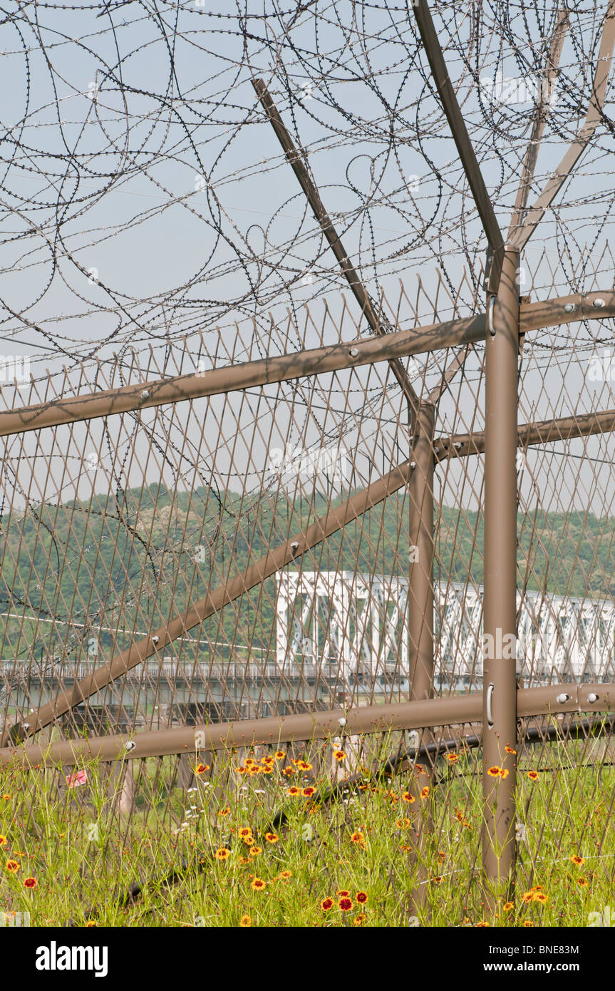 Freedom Bridge and the DMZ fence, Demilitarized Zone (DMZ) between ...