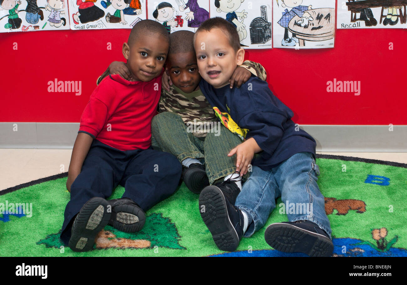 Pre k boys hi-res stock photography and images - Alamy