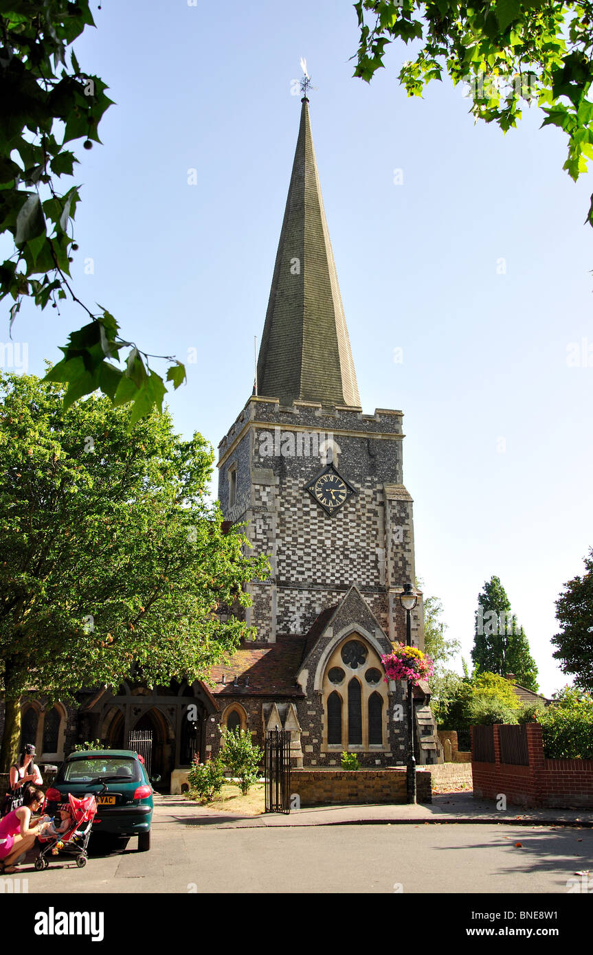 Churches surrey england hi-res stock photography and images - Alamy