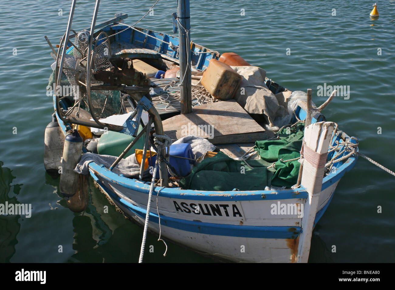 Ring net fishing boats in hi-res stock photography and images - Alamy