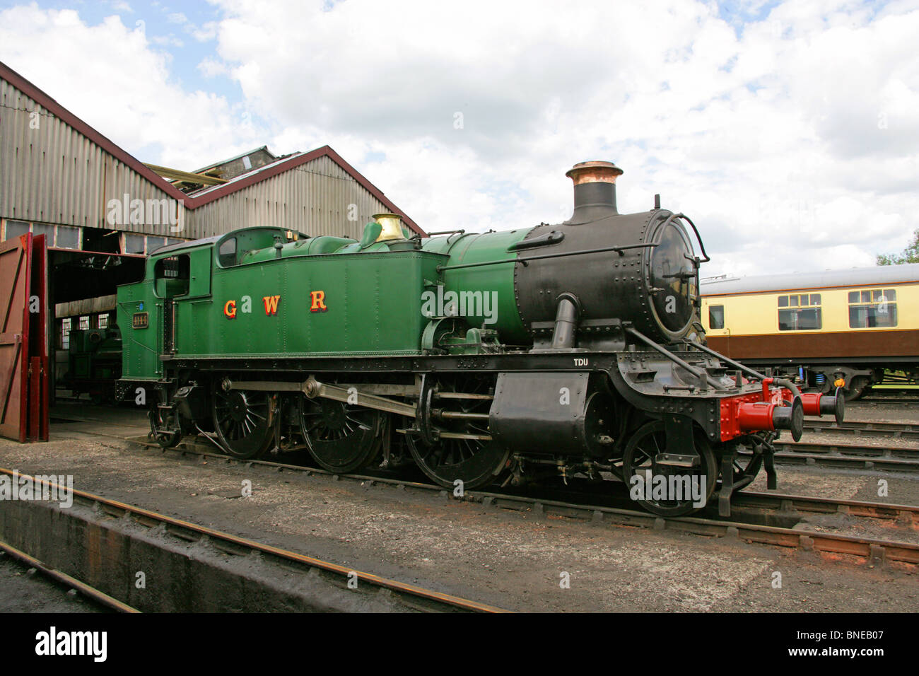Great Western Railway GWR 4144 Locomotive, Didcot Railway Centre and ...