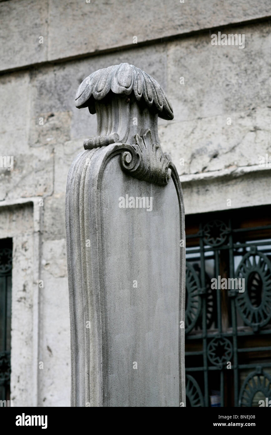 Headstone - Cemetery - Istanbul, Turkey Stock Photo - Alamy