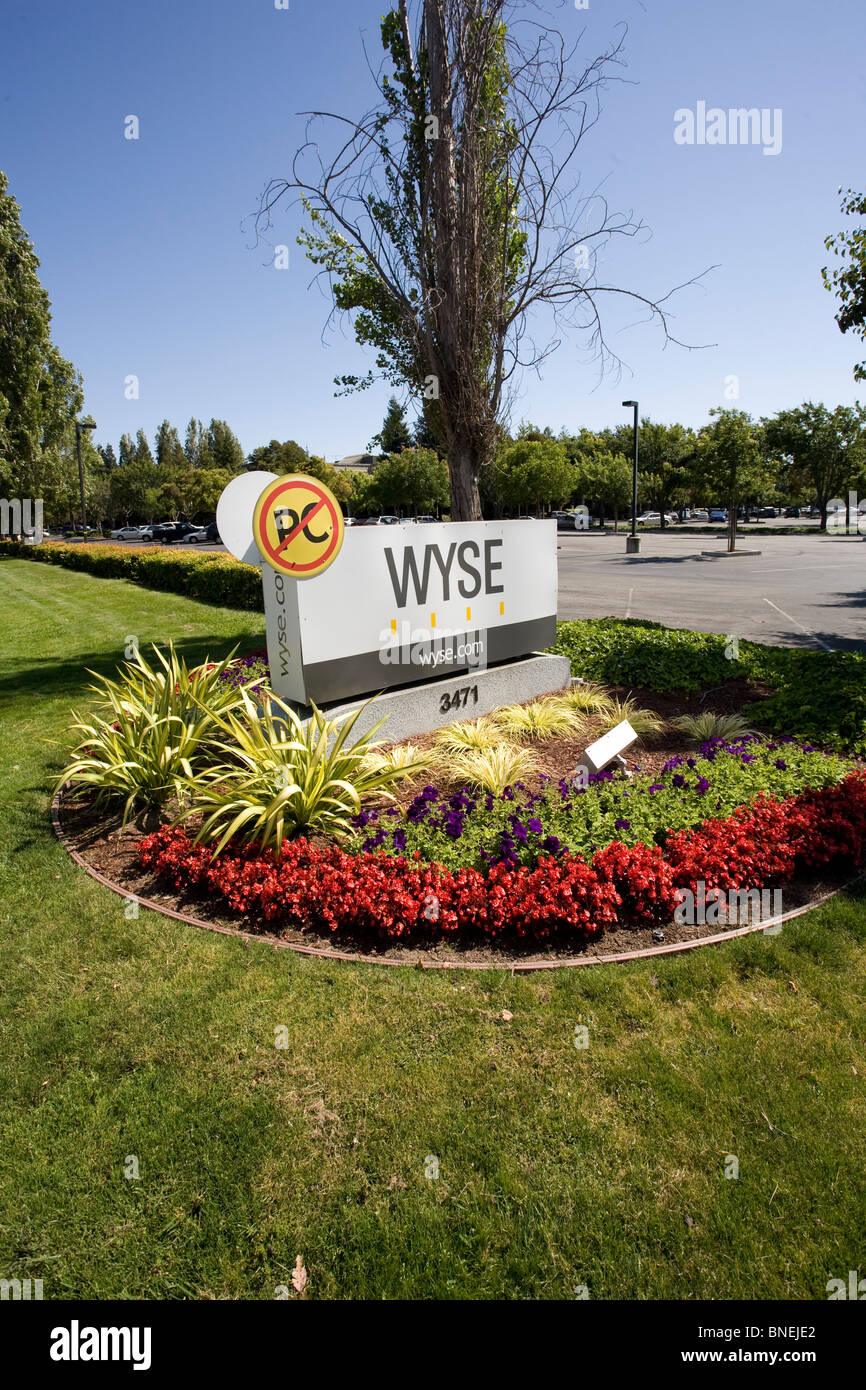 WYSE computer sign Stock Photo - Alamy