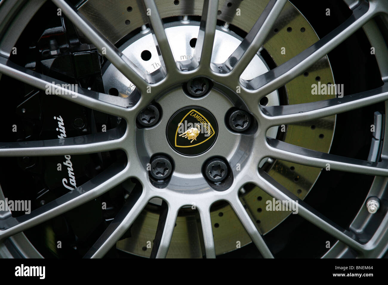 Lamborghini wheels hi-res stock photography and images - Alamy