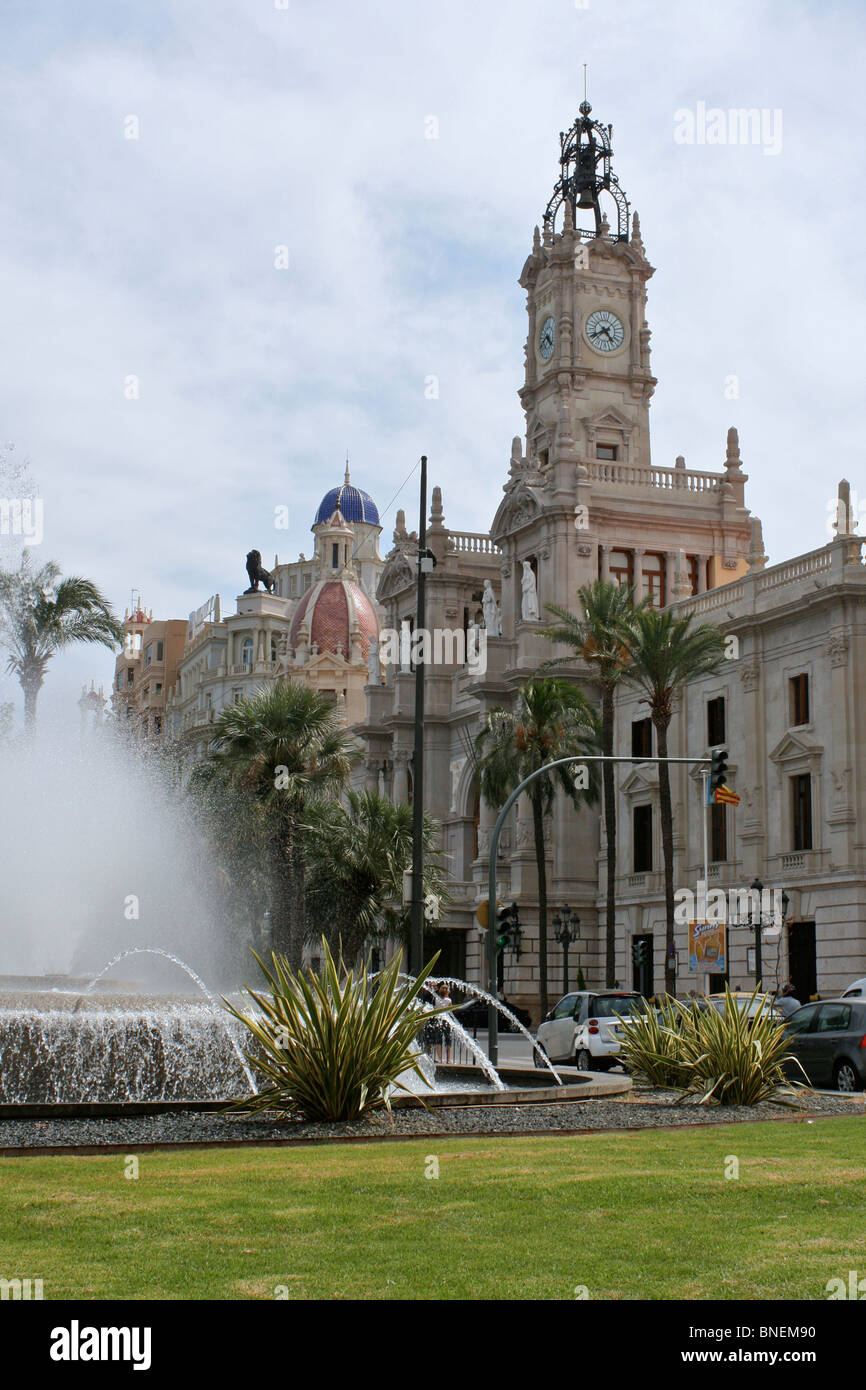 Valencia's 'Ajuntament' (City Hall) with 20th century facade and clock ...