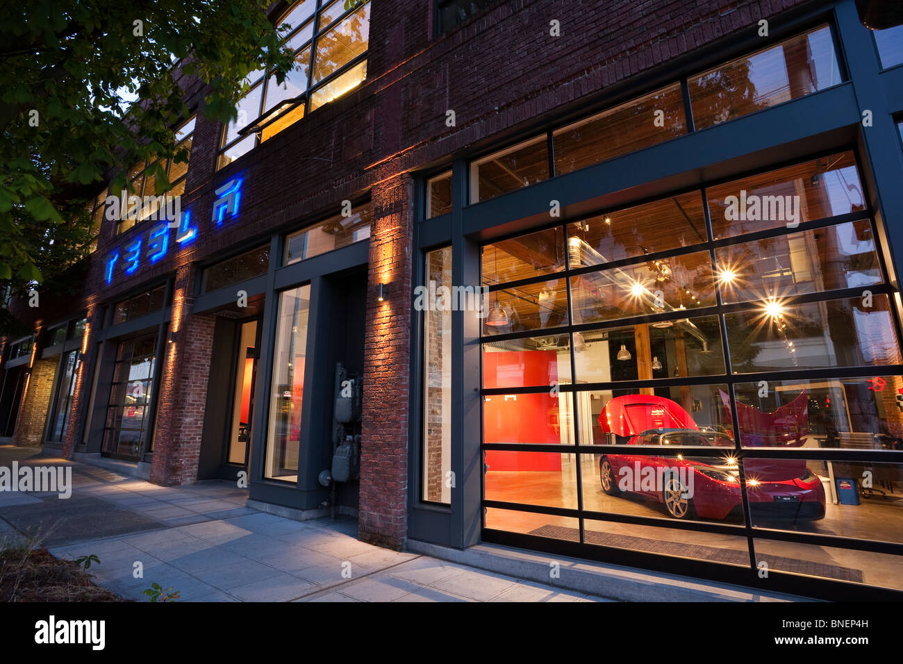 Tesla Store Seattle - South Lake Union Neighborhood - early evening ...