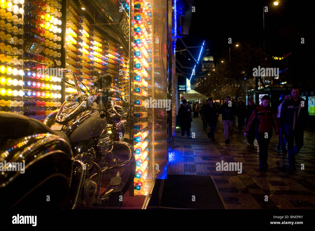 Street scene at night in Vaclavske namesti in Wenceslas Square Prague ...