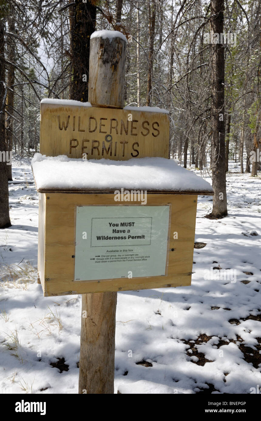 Wilderness Permit box, Sawtooth Mountains, Sawtooth Wilderness ...