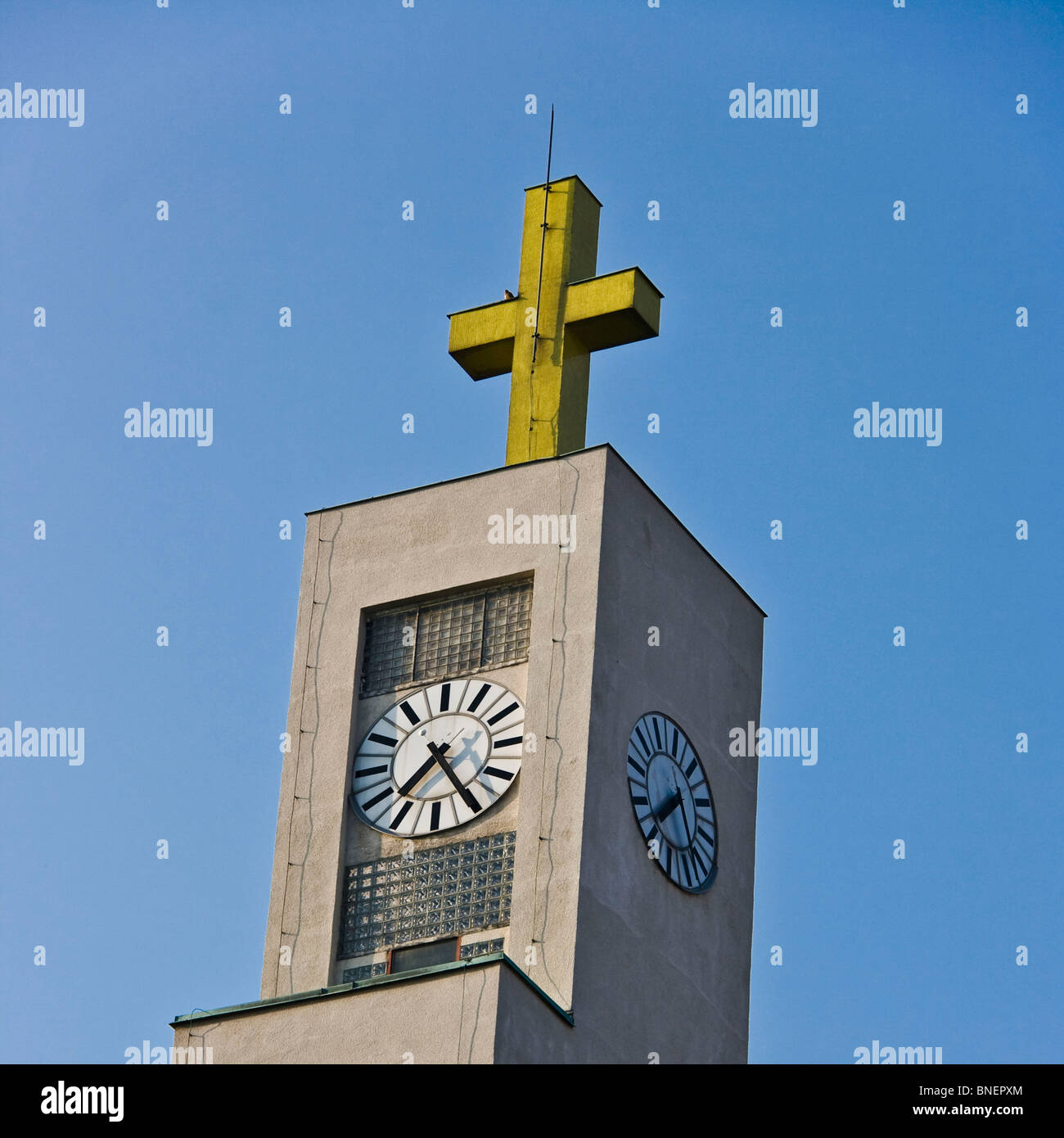 Cubism architecture hi-res stock photography and images - Alamy