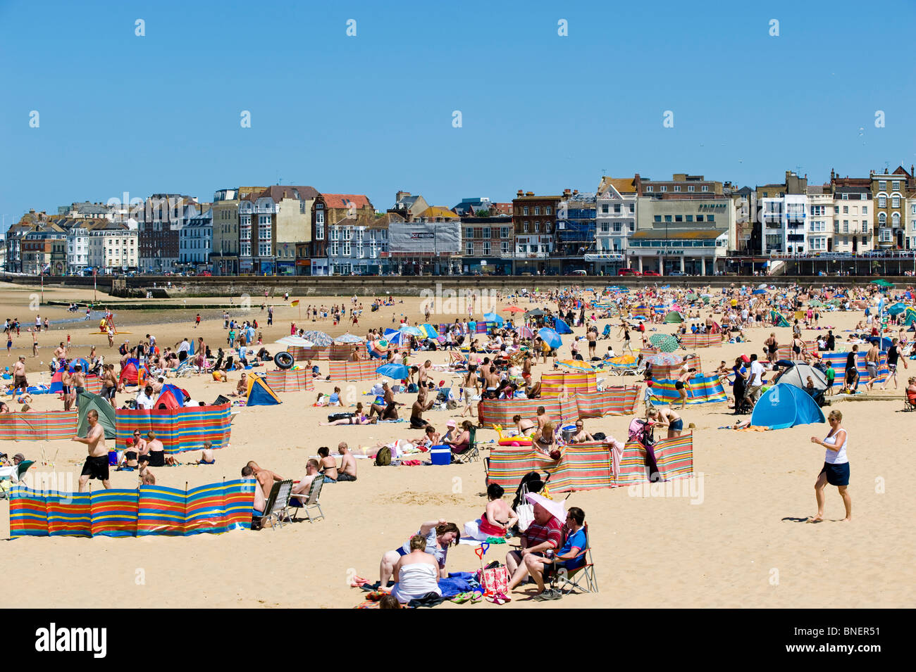Main Sands beach, Margate, Kent, United Kingdom Stock Photo - Alamy