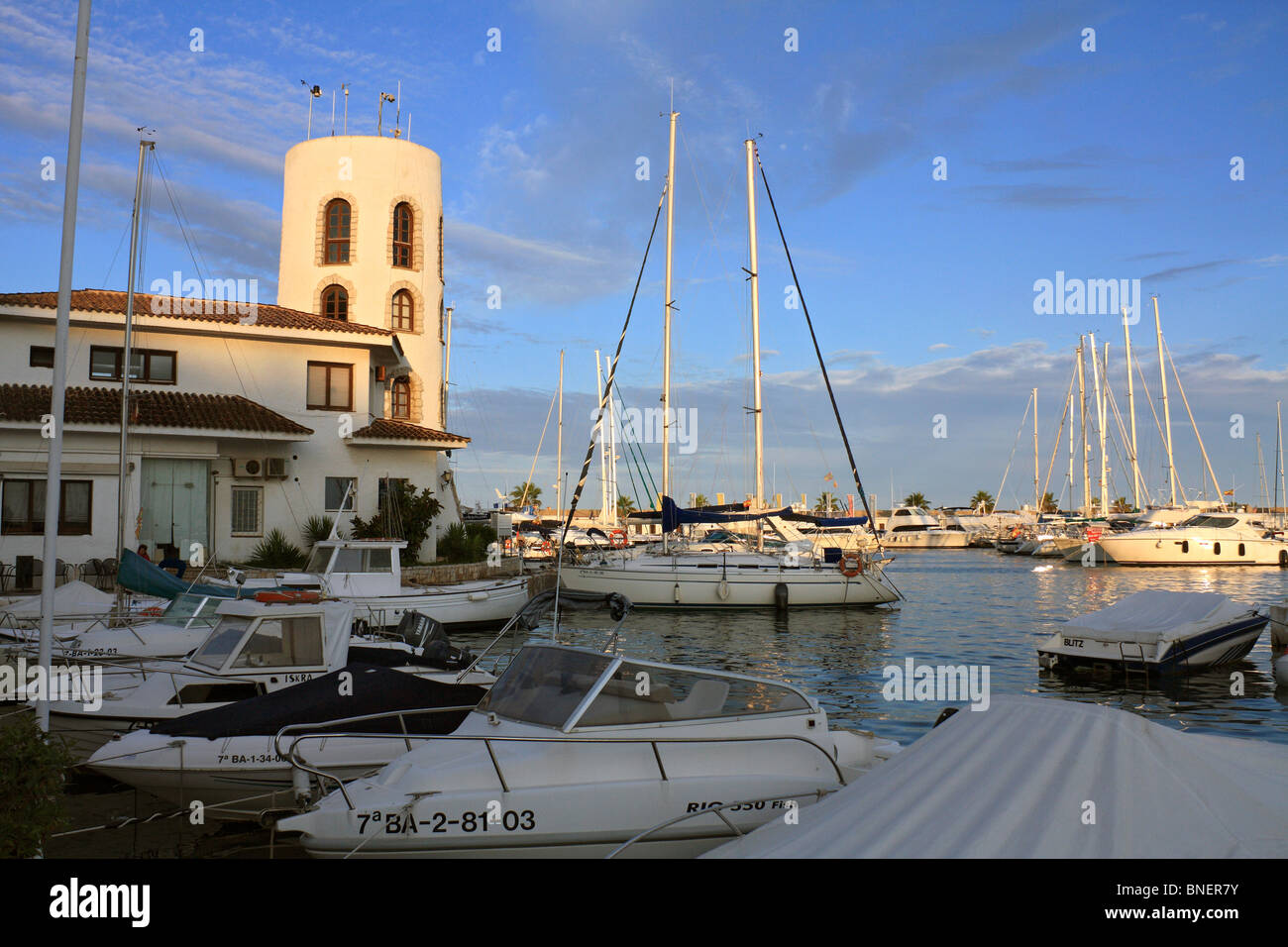 Sea port control tower hi-res stock photography and images - Alamy