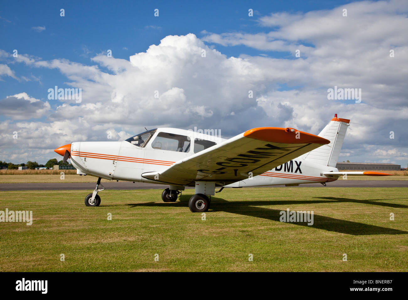 Cherokee light aircraft hi-res stock photography and images - Alamy