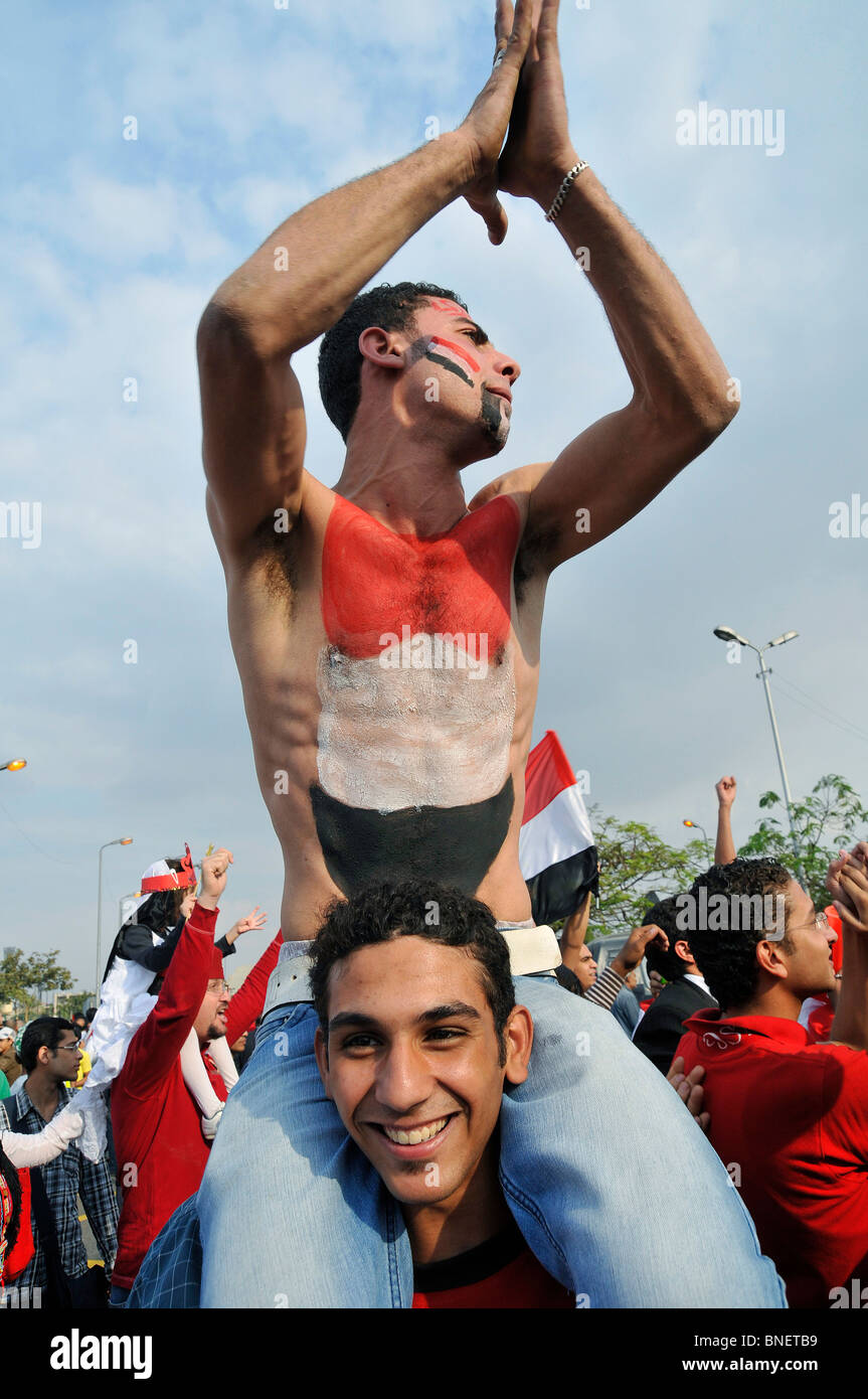 Arab football fans cheering hi-res stock photography and images - Alamy