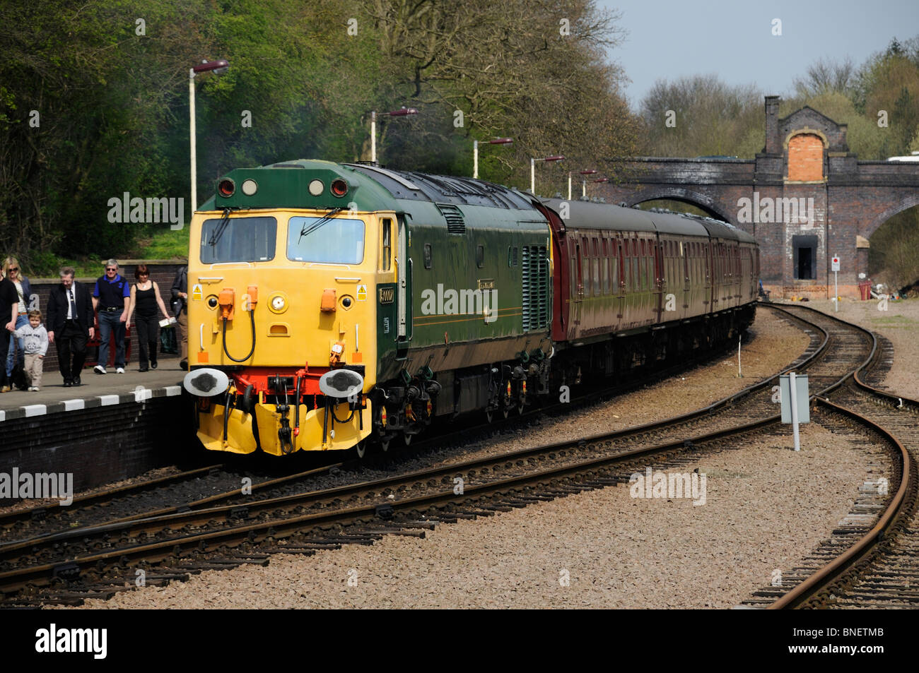 Class 50 diesel loco at Leicester North Station on the Great Central ...