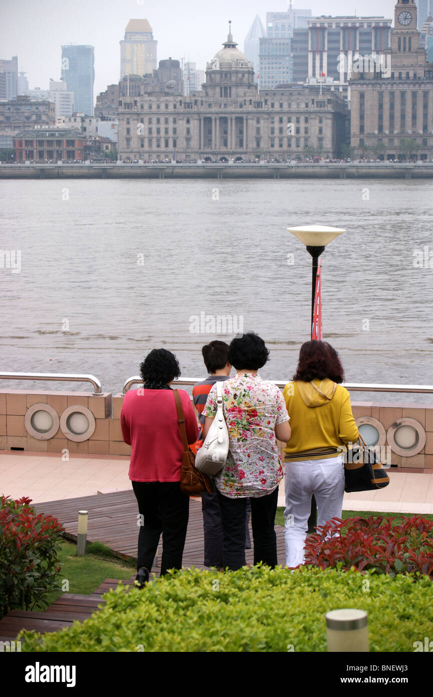 A group of Chinese ladies, Pudong, Huangpu river, Shanghai, China Stock ...