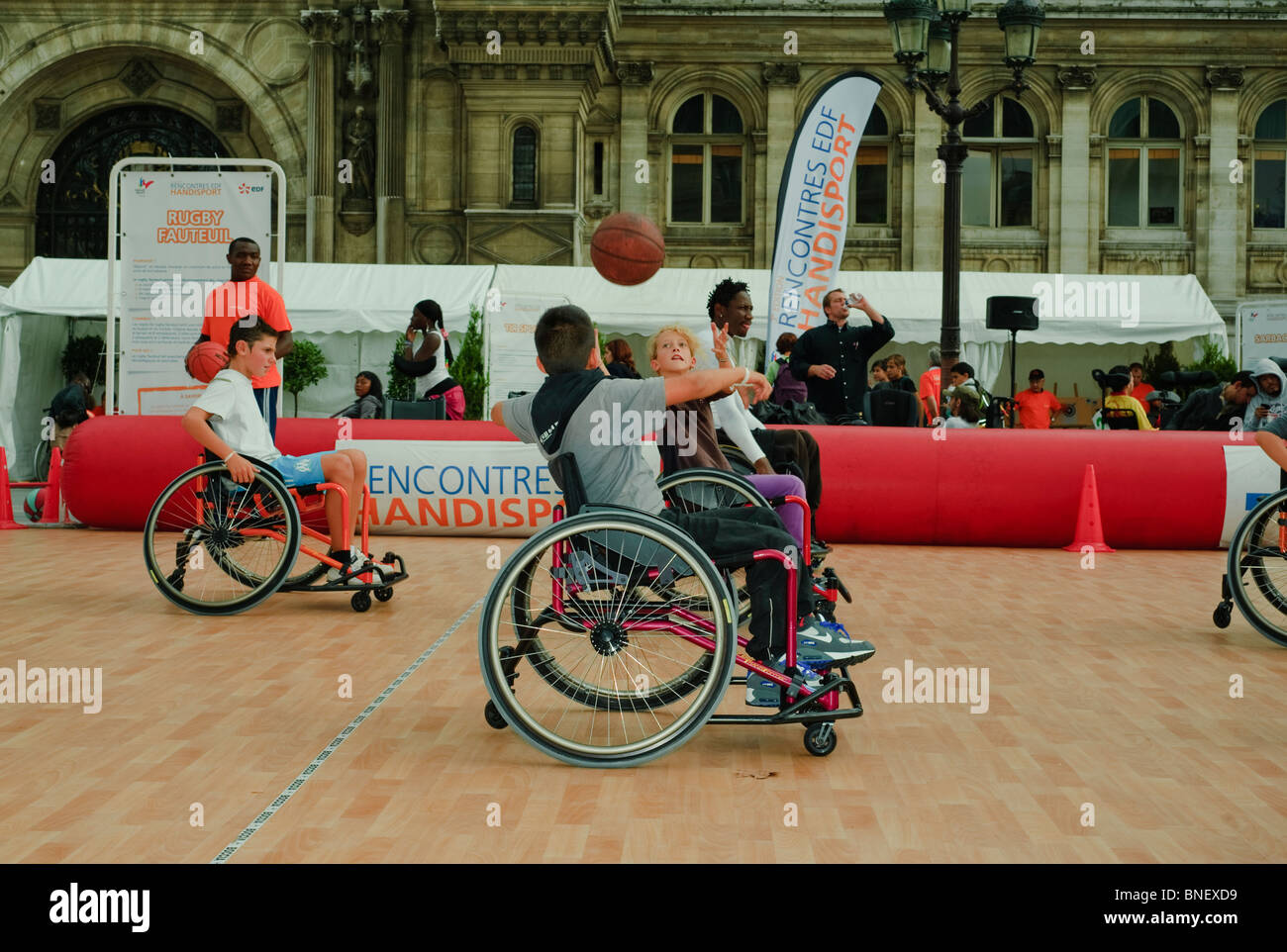 Paris, France, French Handicapped Sports, Students Playing Basketball ...