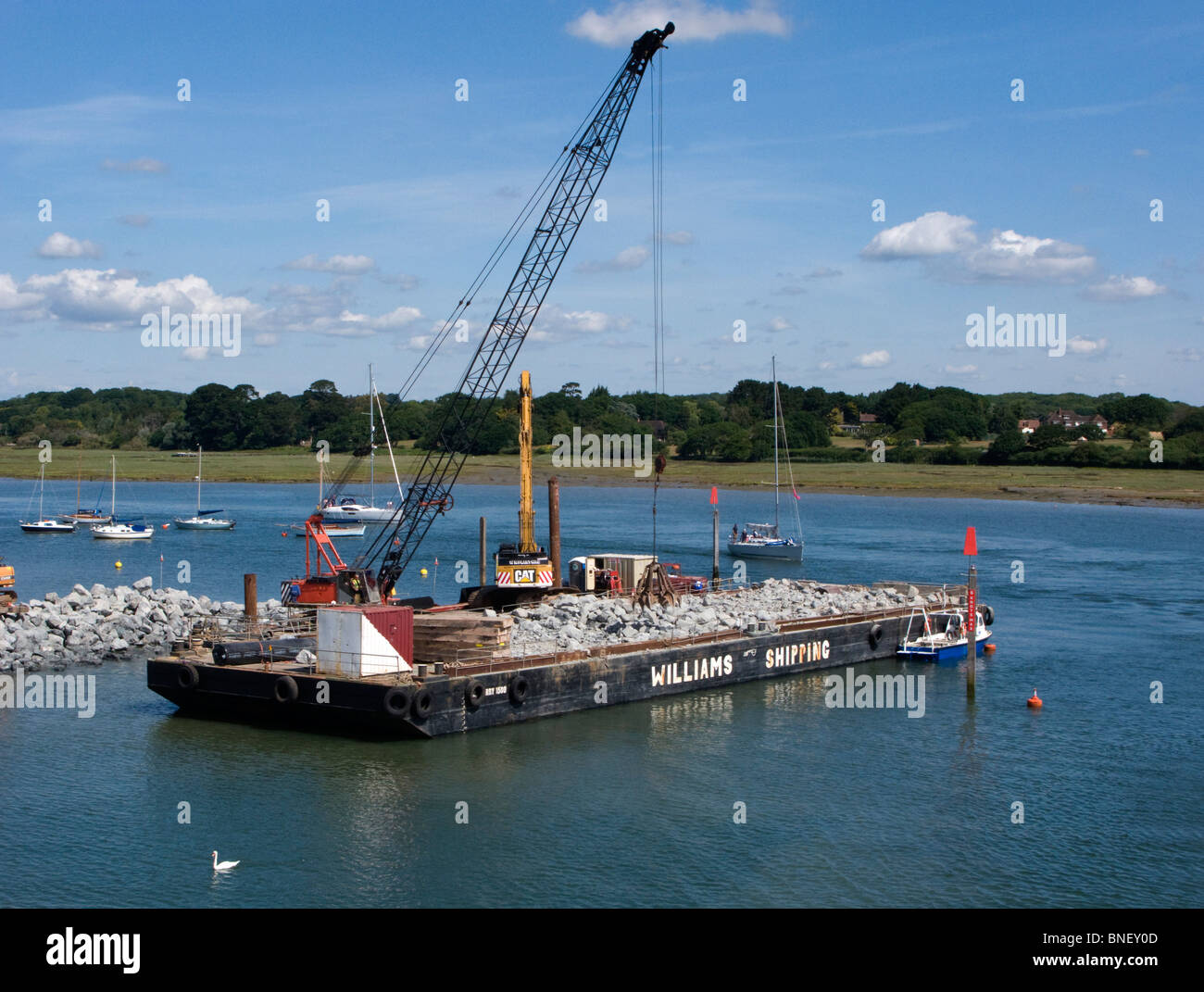 Barge crane hi-res stock photography and images - Alamy