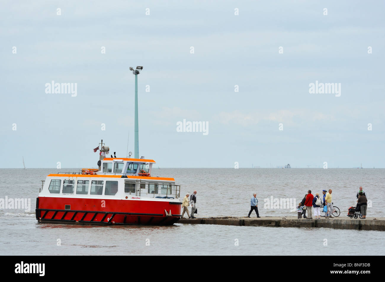 "Wyre Rose", Wyre estuary ferry, Knott End-on-Sea to Fleetwood. Knott ...
