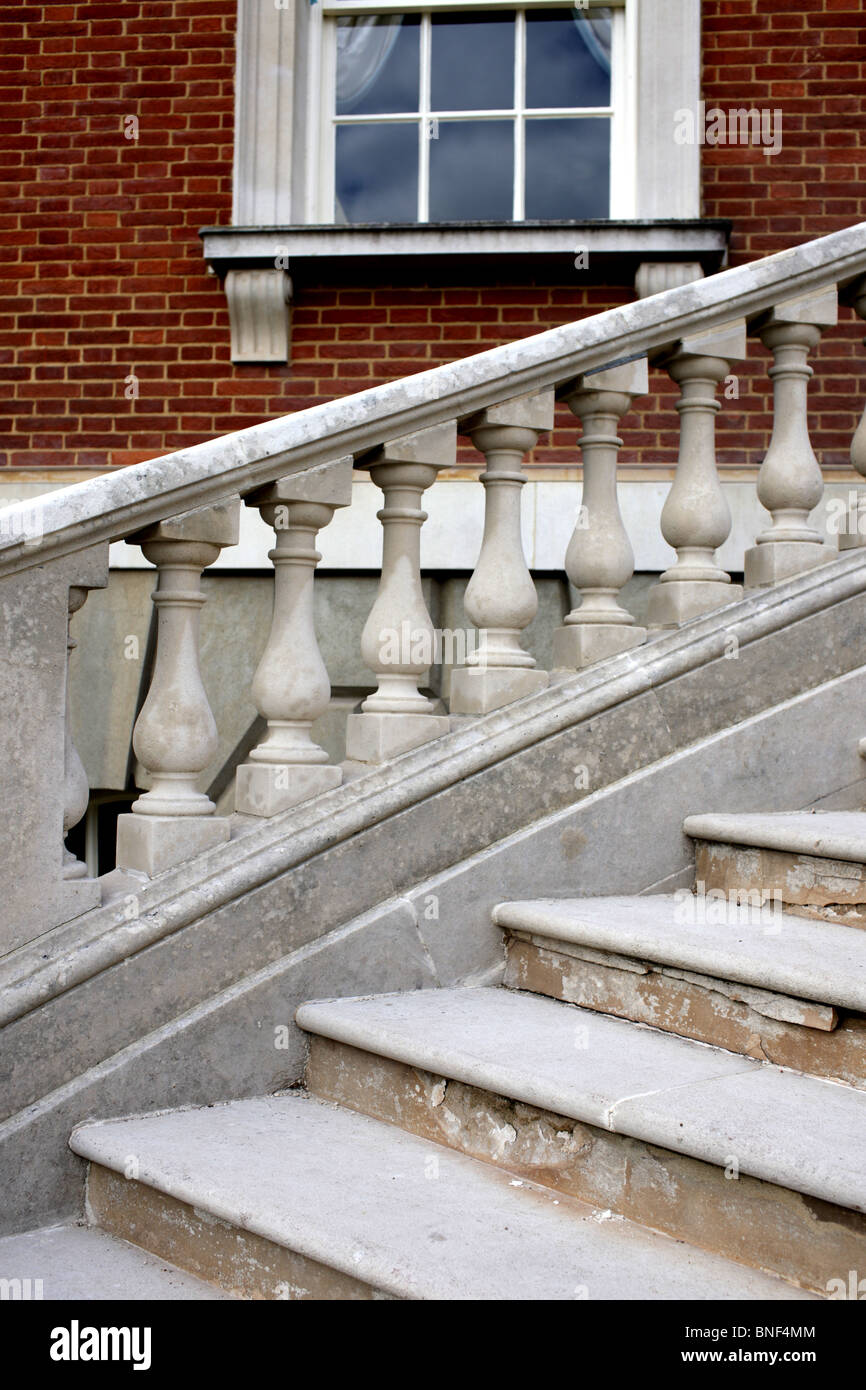 Concrete stairs winding hi-res stock photography and images - Alamy