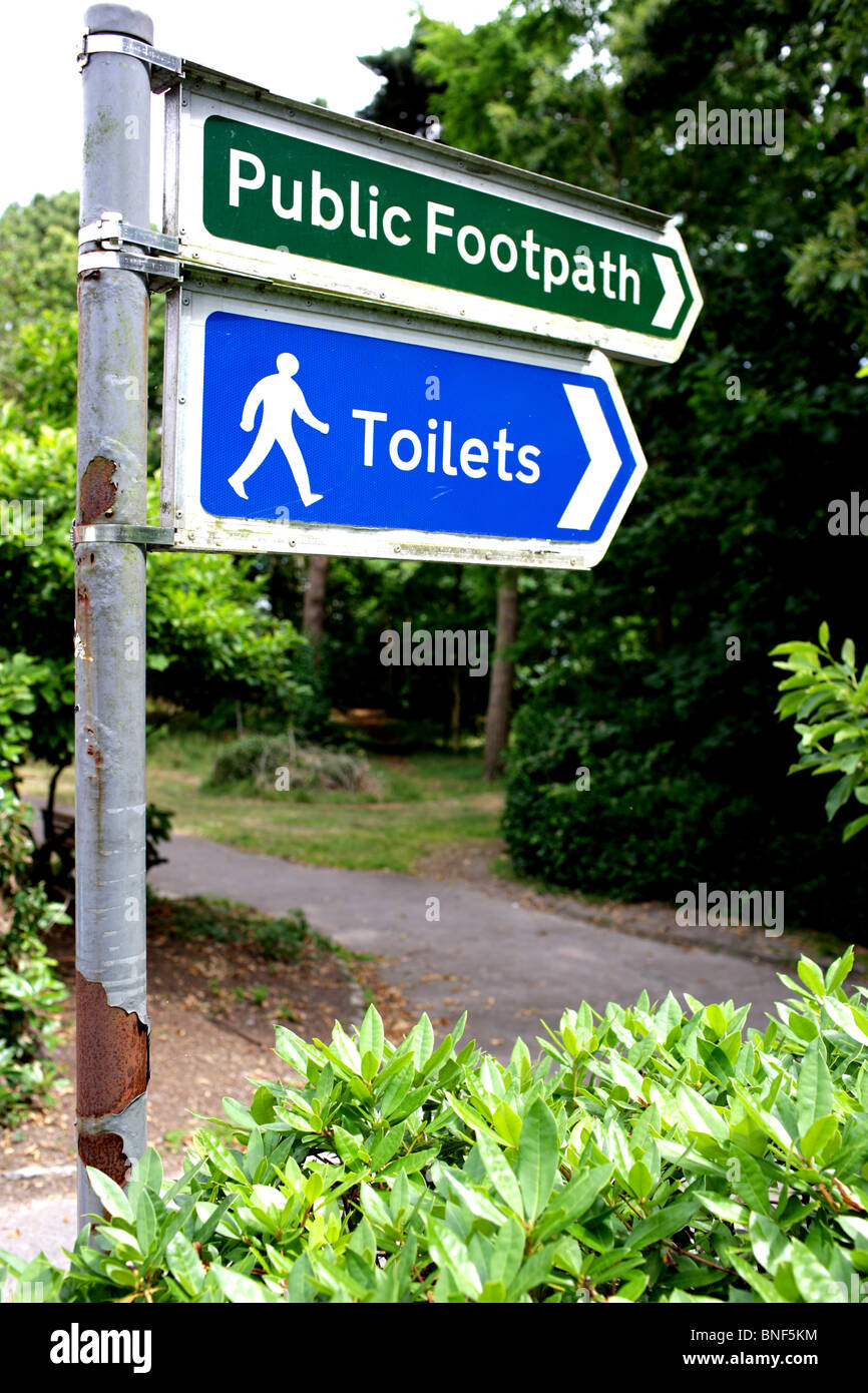 Pedestrian road signs hi-res stock photography and images - Alamy