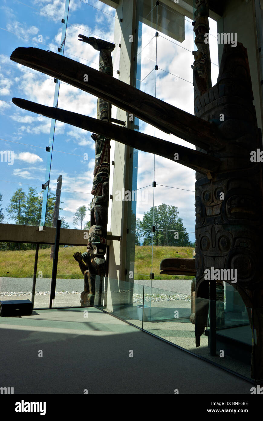 Aboriginal art in bc hi-res stock photography and images - Alamy