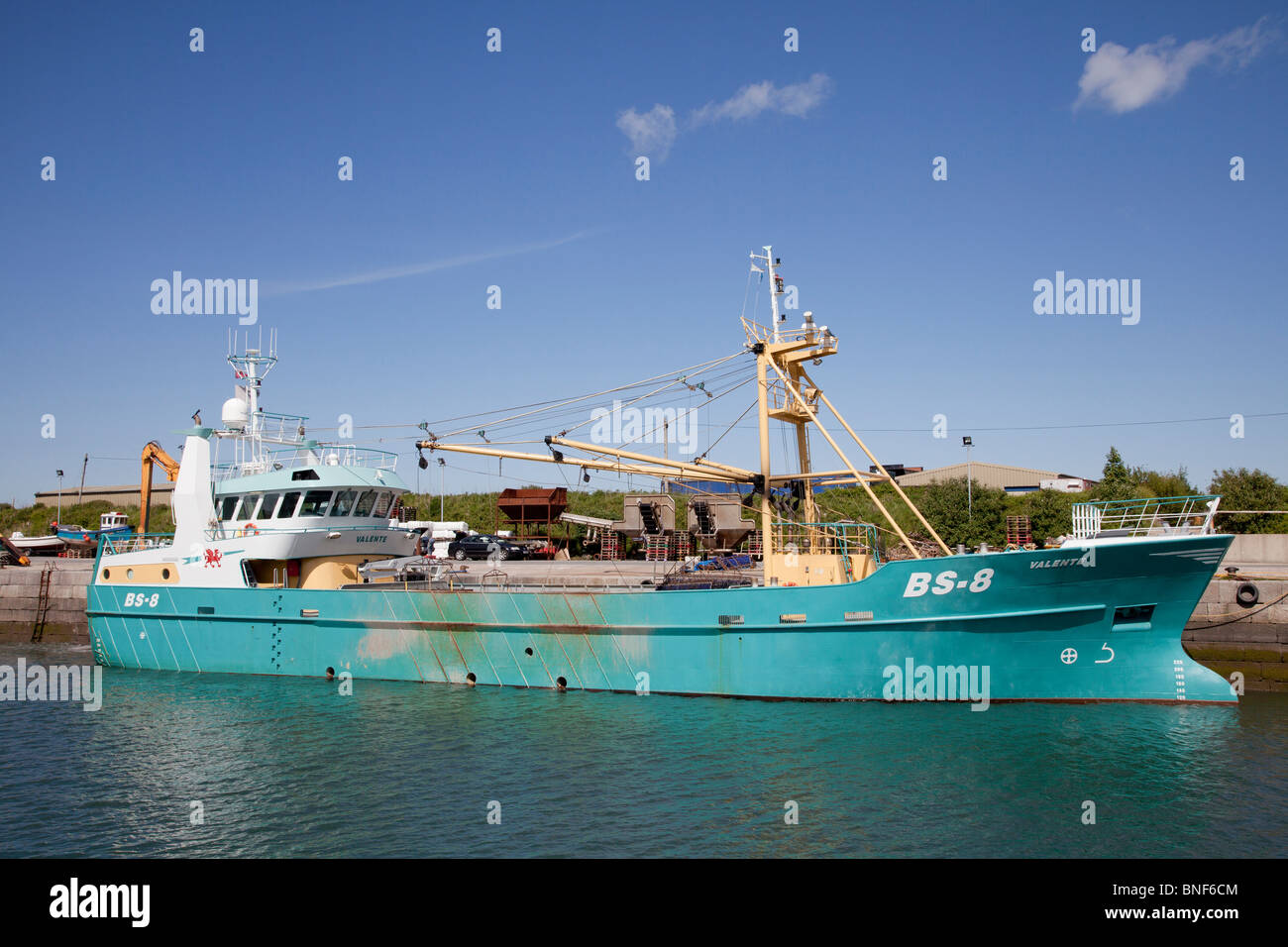 Mussel dredger port penrhyn ship hi-res stock photography and images ...