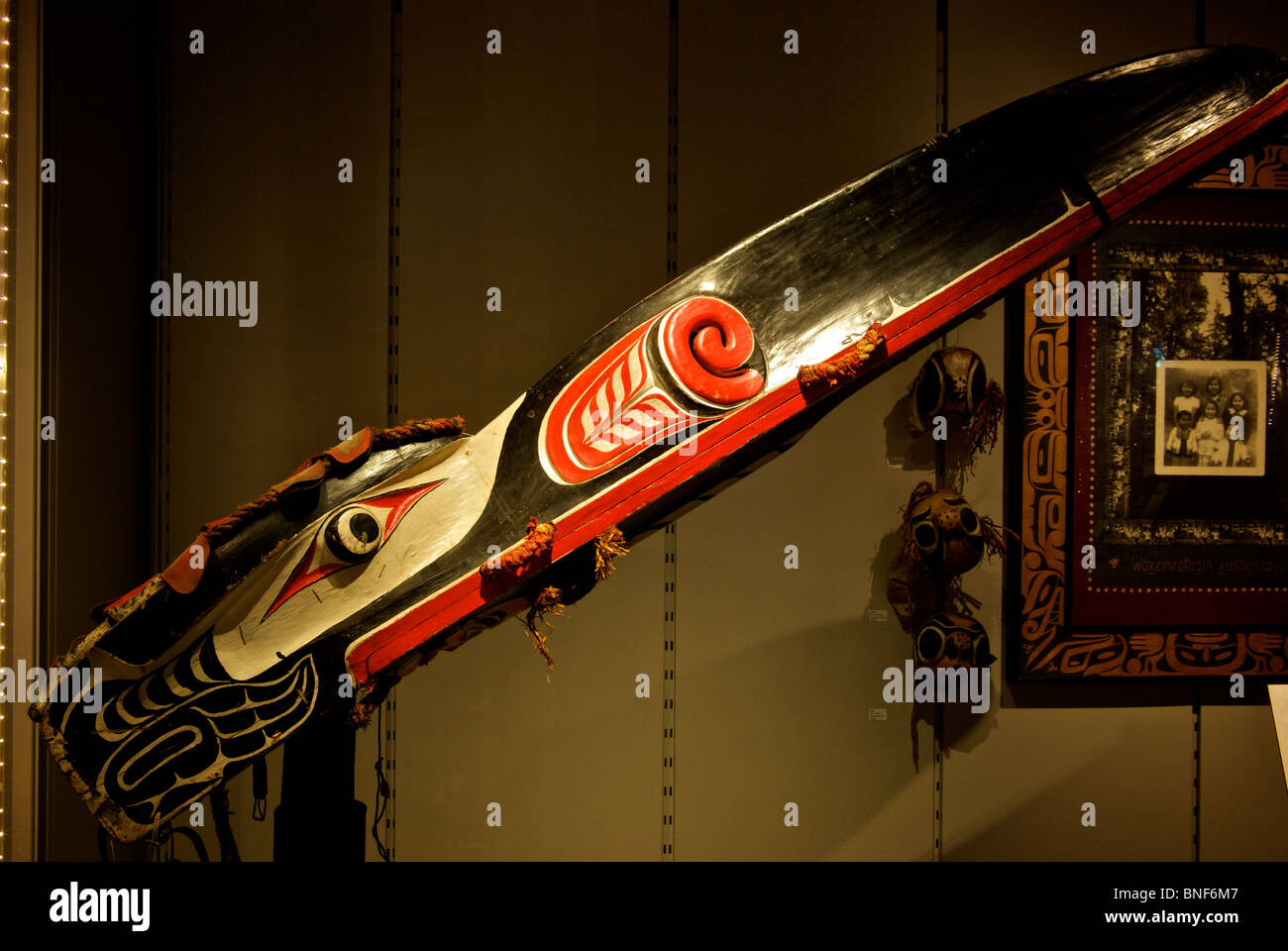 First nations ceremonial mask hi-res stock photography and images - Alamy