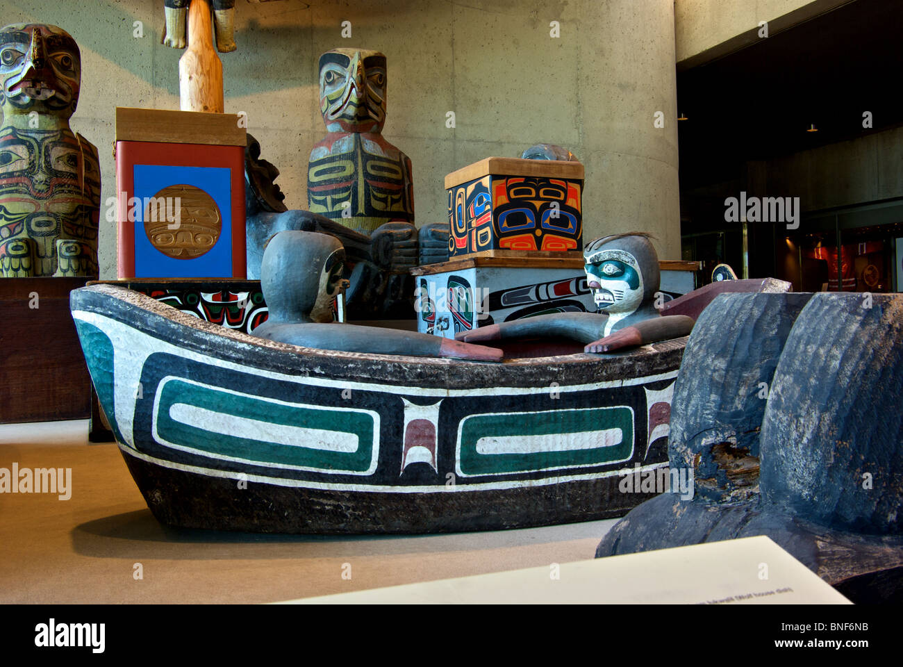 Cooking vessels hi-res stock photography and images - Alamy