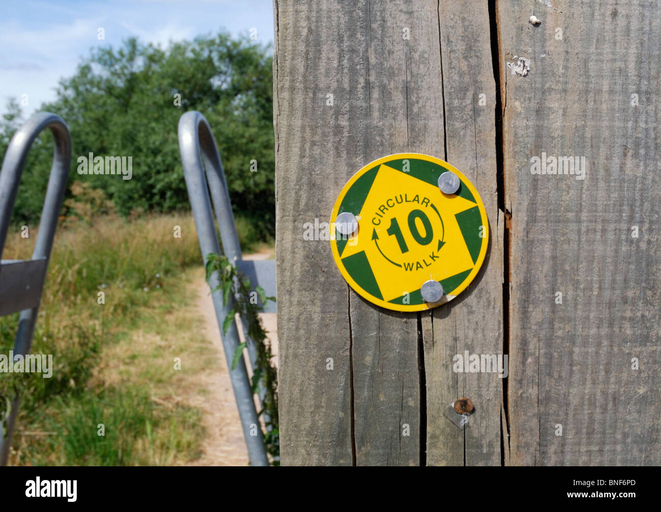 Circular pathway hi-res stock photography and images - Alamy